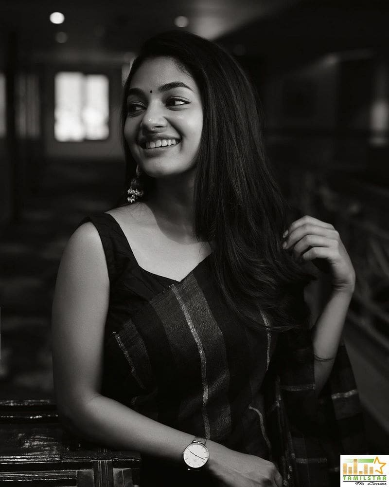 Actress Ivana Latest Photos | Tamilstar